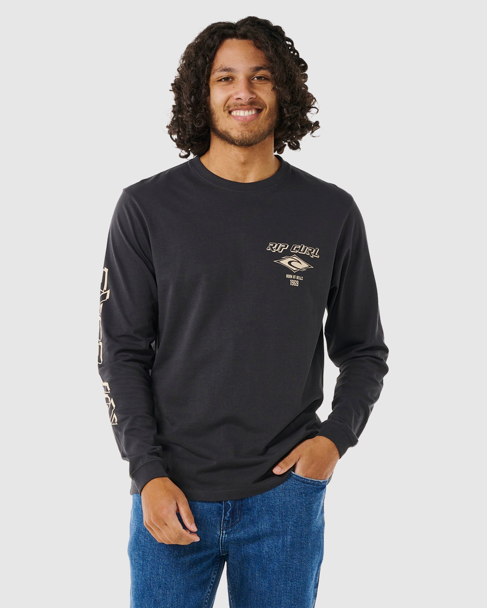 Buy MENS FADE OUT ICON T-SHIRT by Rip Curl | Surf Dive 'n Ski