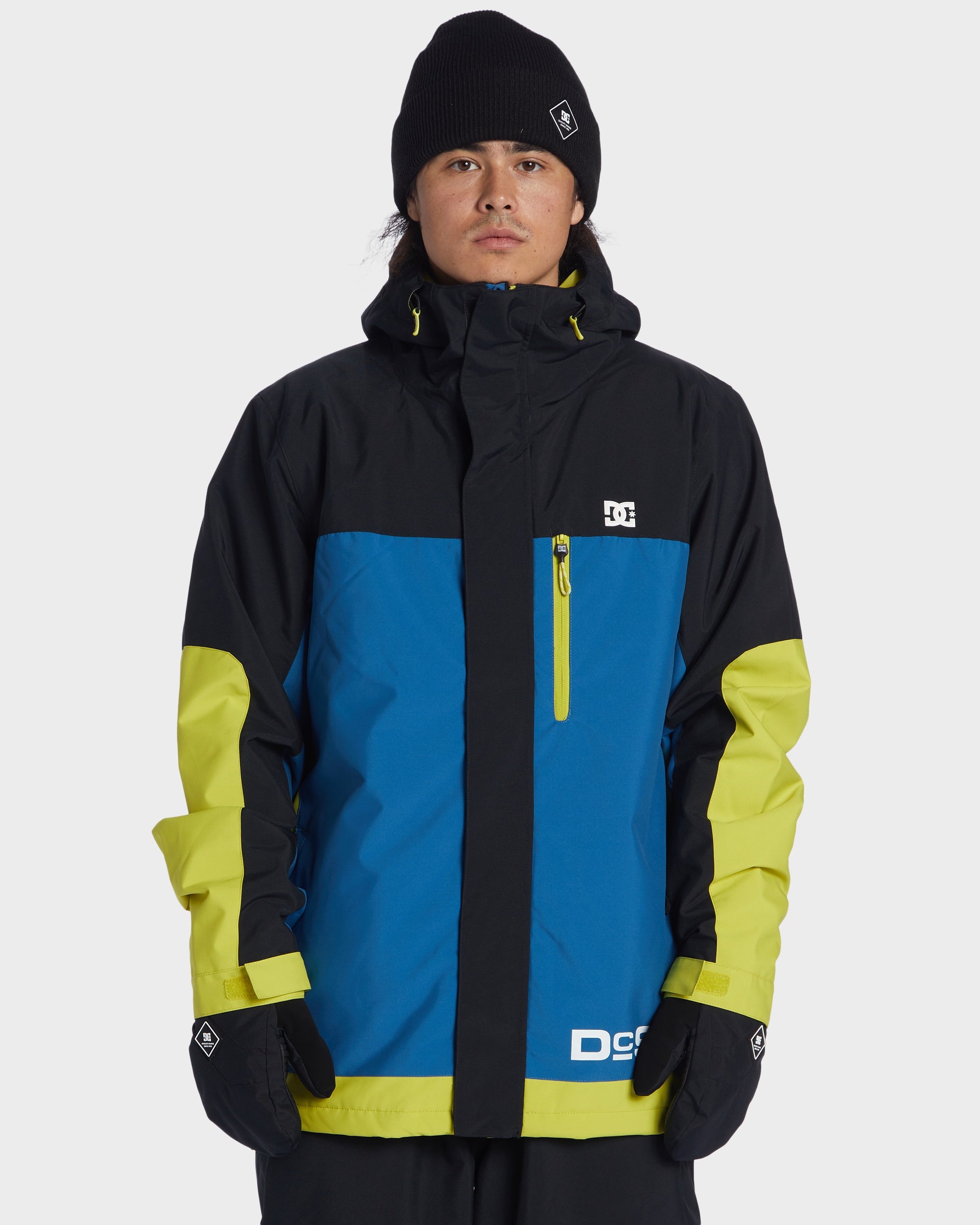 Buy Mens Defiant Snow Jacket by DC Shoes | Surf Dive 'n Ski