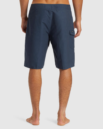 Buy Mens Everyday Solid 20" Boardshorts by Quiksilver | Surf Dive 'n Ski