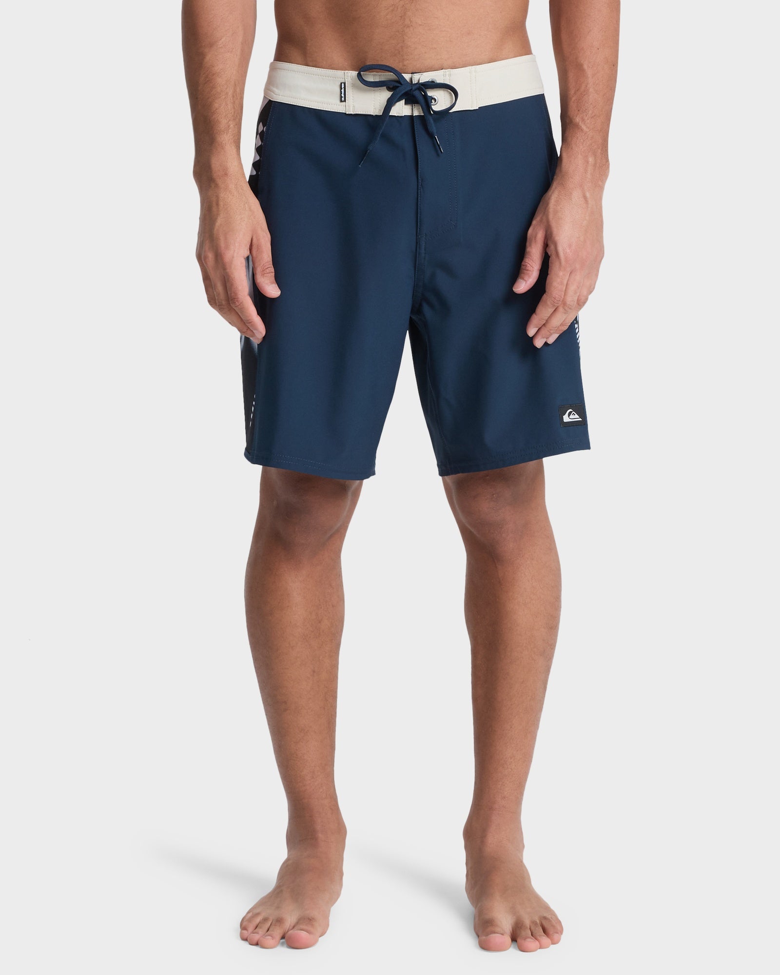 Buy Mens Surfsilk Arch 18" Boardshorts by quiksilver | Surf Dive 'n Ski