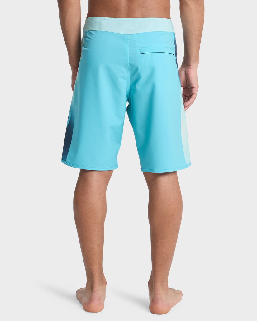 Buy Mens Surfsilk Holmes 20" Boardshorts by quiksilver | Surf Dive 'n Ski