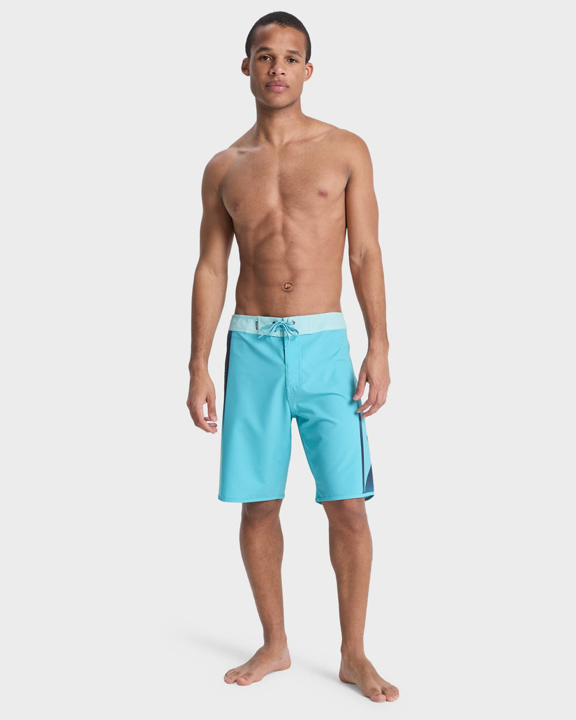 Buy Mens Surfsilk Holmes 20" Boardshorts by quiksilver | Surf Dive 'n Ski